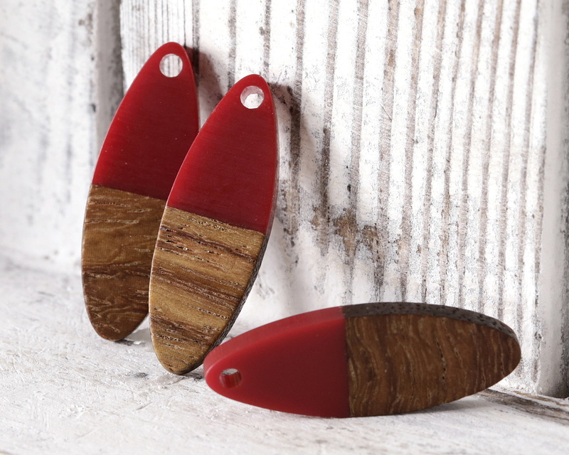 Walnut Wood & Cherry Resin Oval Focal 10x28mm
