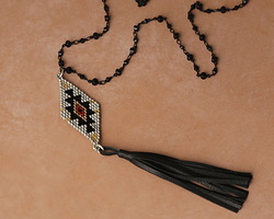 Silver Fox Hand Woven Diamond 59x25mm