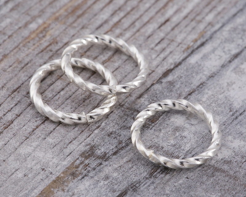 Silver (plated) Twisted Jump Ring 10mm (100 pieces)