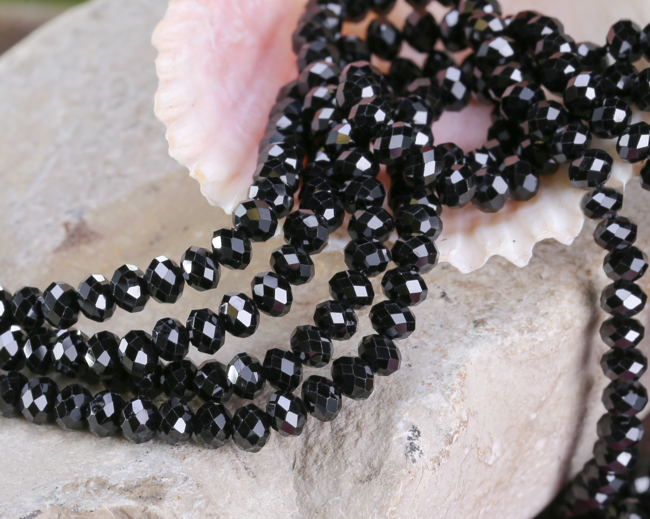 Spinel Faceted Rondelle 3x4mm