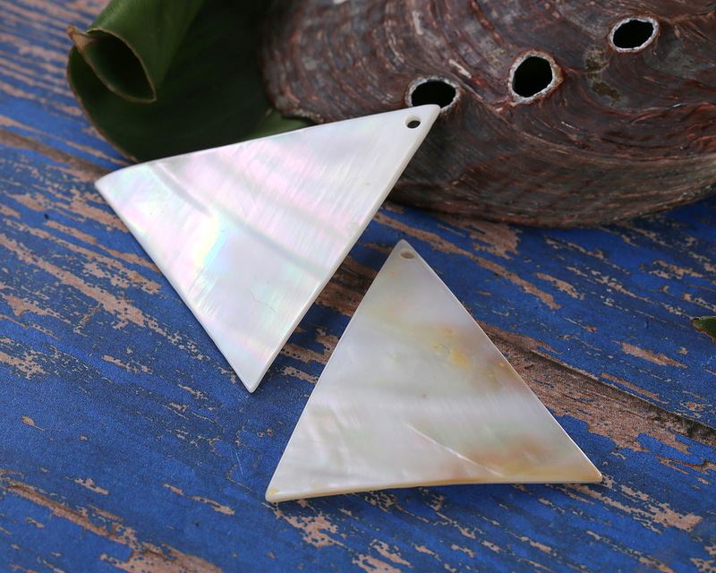 Mother of Pearl Triangle Focal 38mm