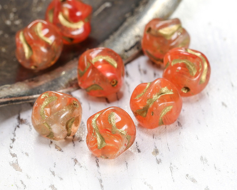 Czech Glass Crystal & Hyacinth Swirl w/ Gold Twisted Round 8mm