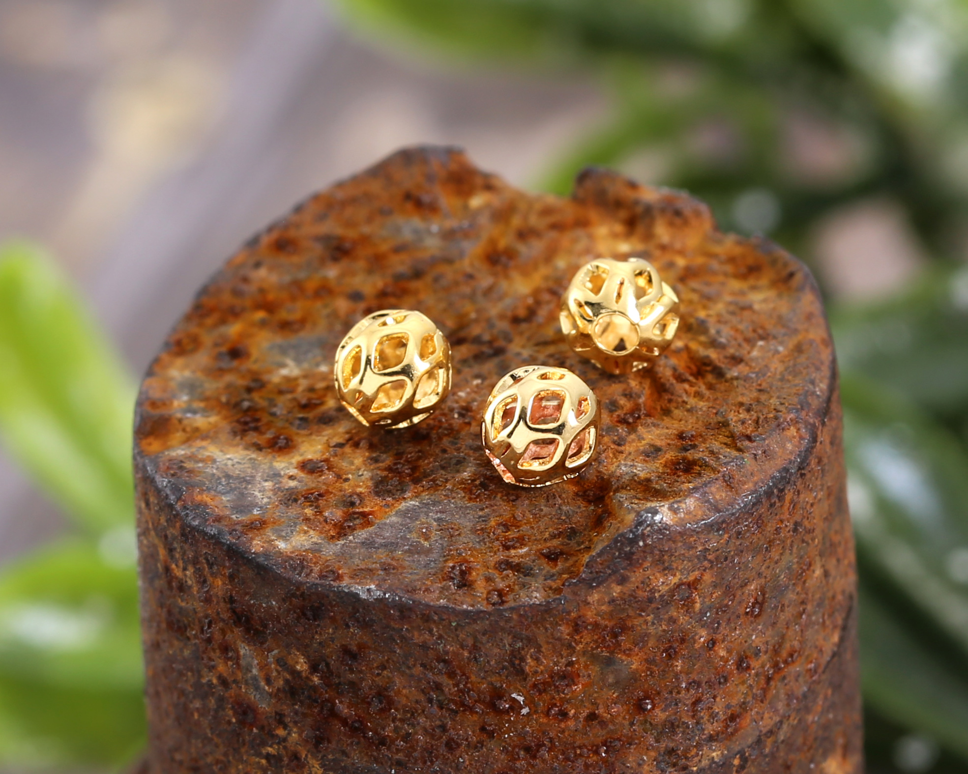 Gold (plated) Lattice Filigree Round 4mm