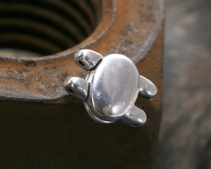 Cymbal Kypri II Antique Silver (plated) Magnetic Clasp for SuperDuo 13x10mm