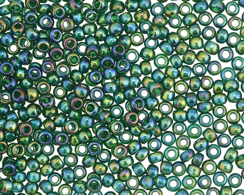 TOHO Transparent Rainbow Green Emerald Round 8/0 Seed Bead