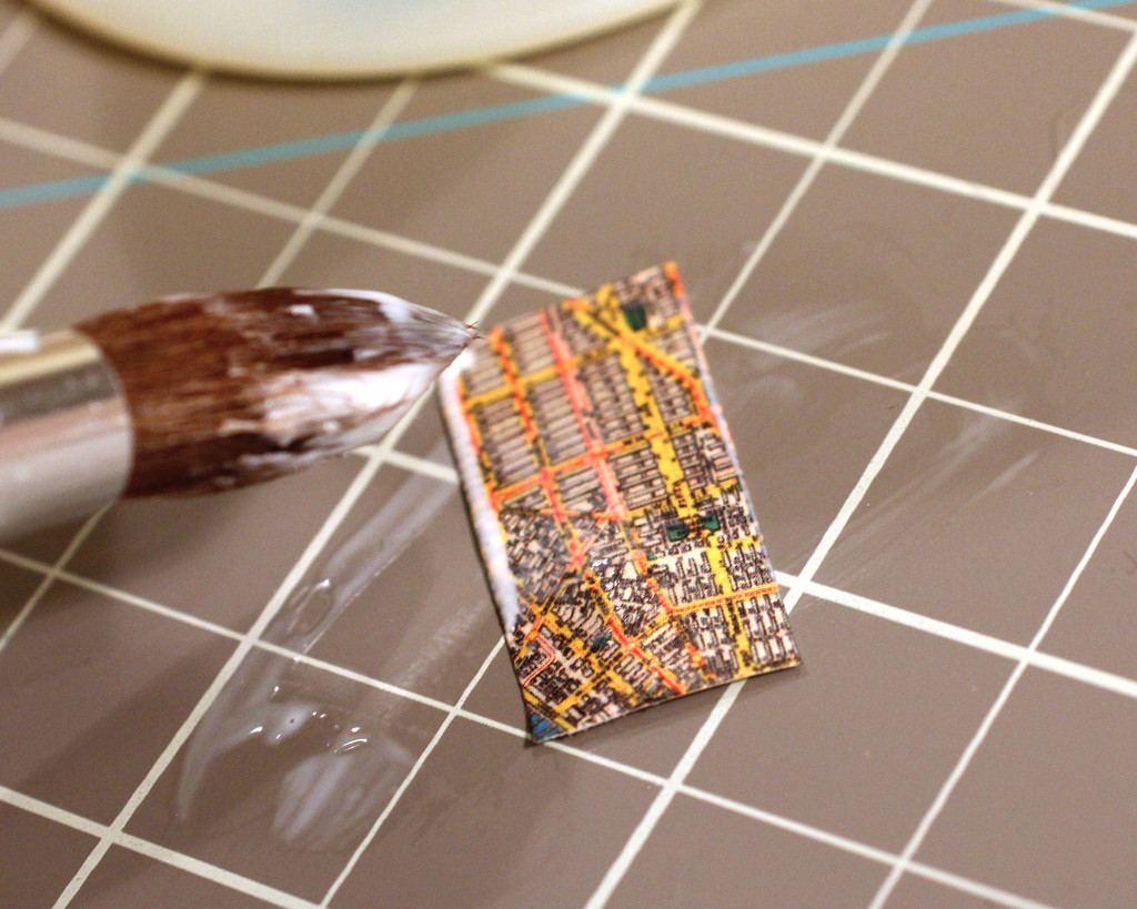 Bezels & Resin Frames - Lima Beads